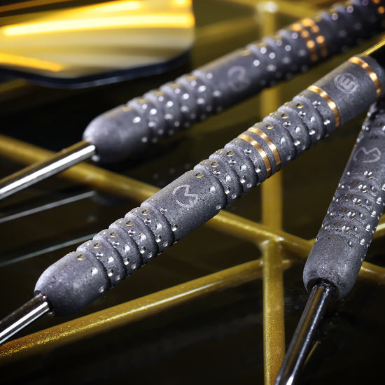 MVG Evo-X - Hand Signed – Dartshop.tv